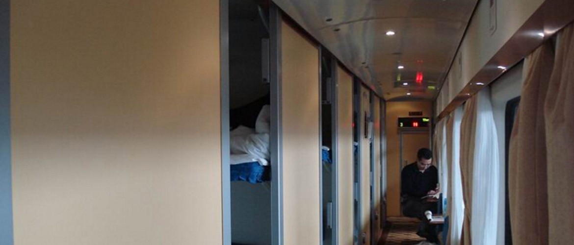 8 Days Lanzhou Tibet Nepal Overland Train Tour