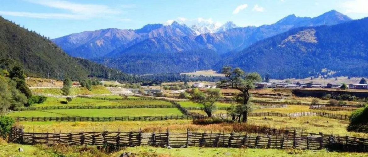 Tashigang - Auspicious Place in Tibetan
