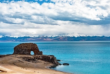 Tibet Travel: Best Guide for Destinations, Permits & Maps in 2022